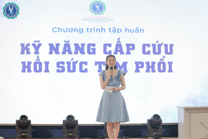 Trường Đại học Luật TP.HCM tổ chức Chương trình Tập huấn kỹ năng cấp cứu hồi sức tim phổi
